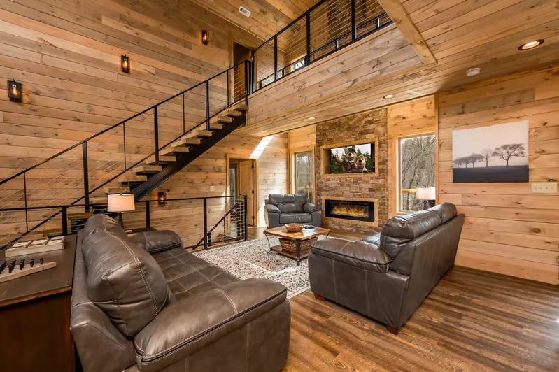 Iron Mountain Lodge in Sevierville