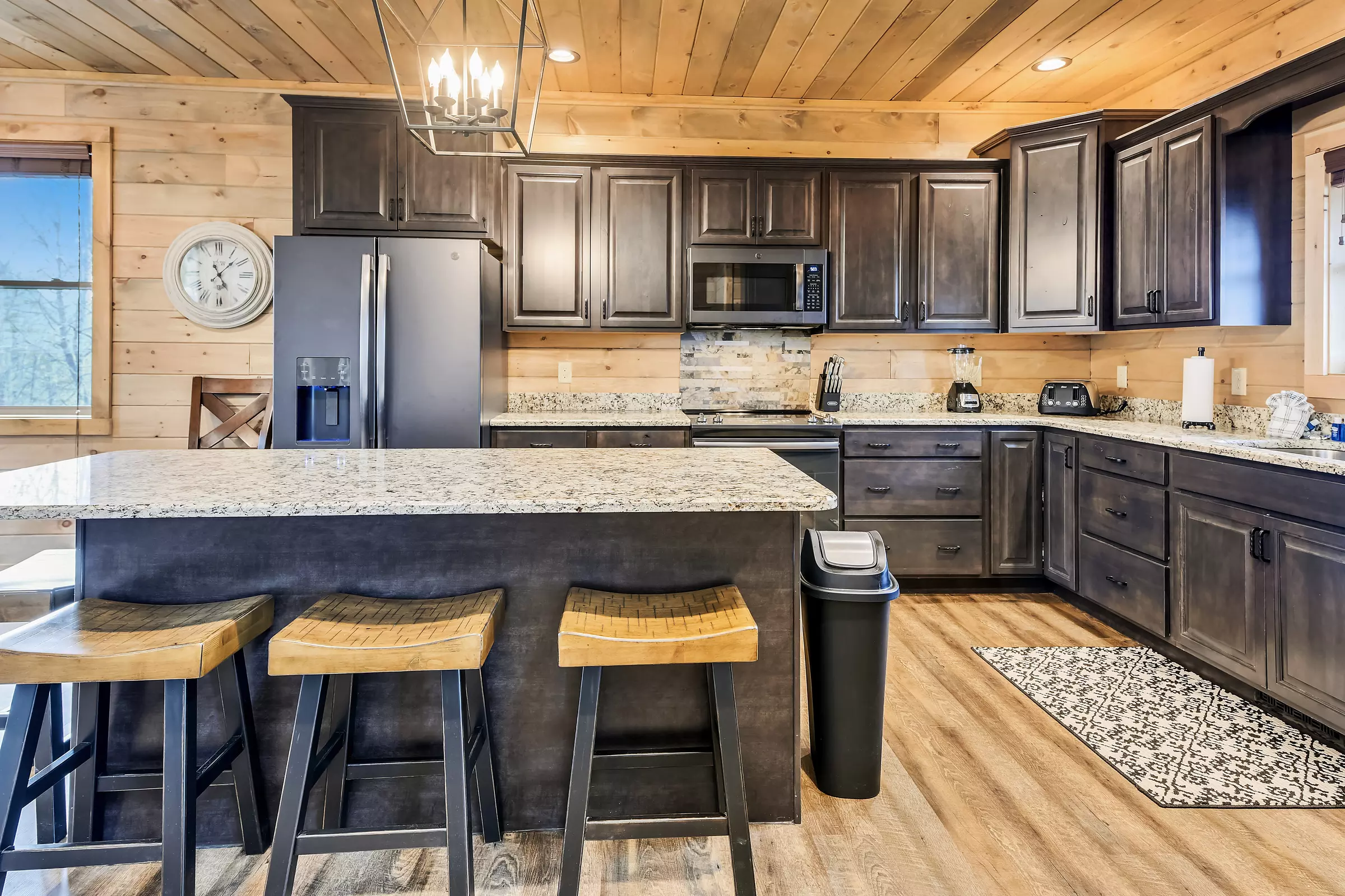 Iron Mountain Lodge in Sevierville