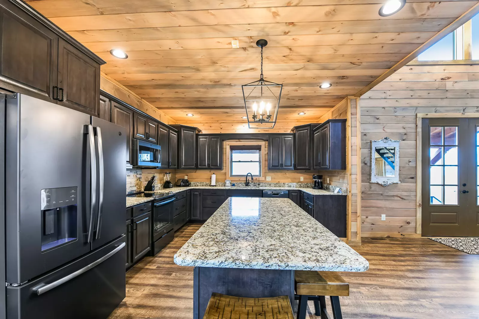 Iron Mountain Lodge in Sevierville